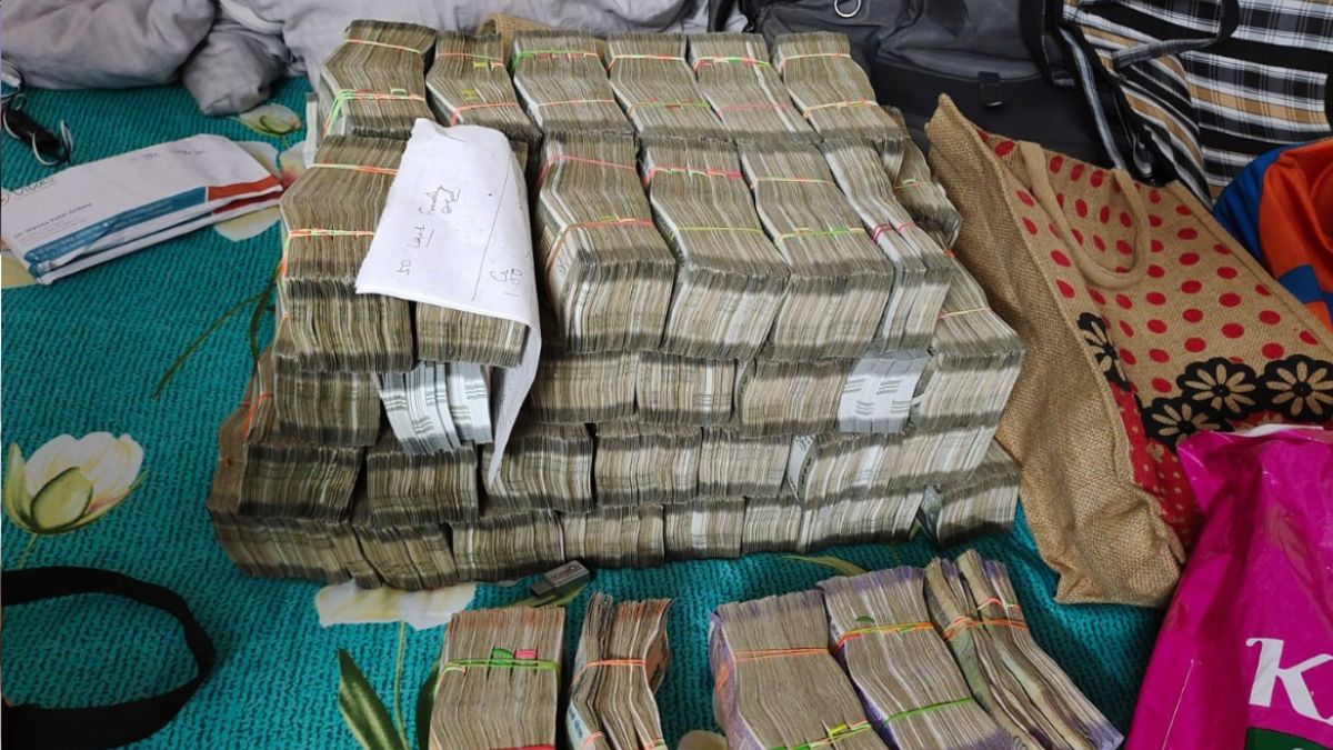 Mahadev App Case Ed Seizes Rs 417 Crore After Multiple Raids In